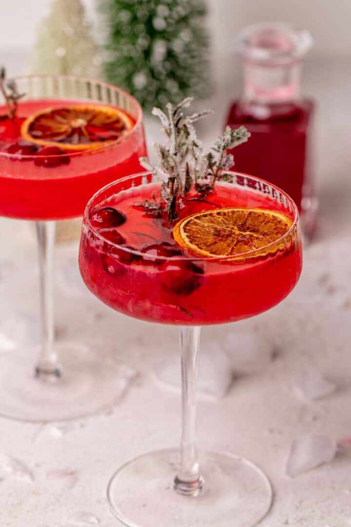 Christmas Gin Cocktail (Cranberry Gimlet) - The Frizzled Leek